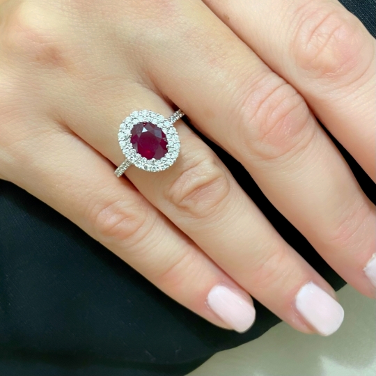 Anello con rubino e diamanti a doppio giro - Ma.Gi. Gioielli